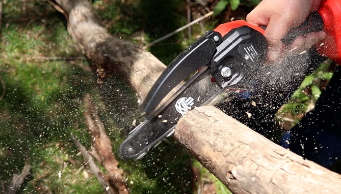 Rechargeable 6in Handheld Chainsaw Kit - PulseTV